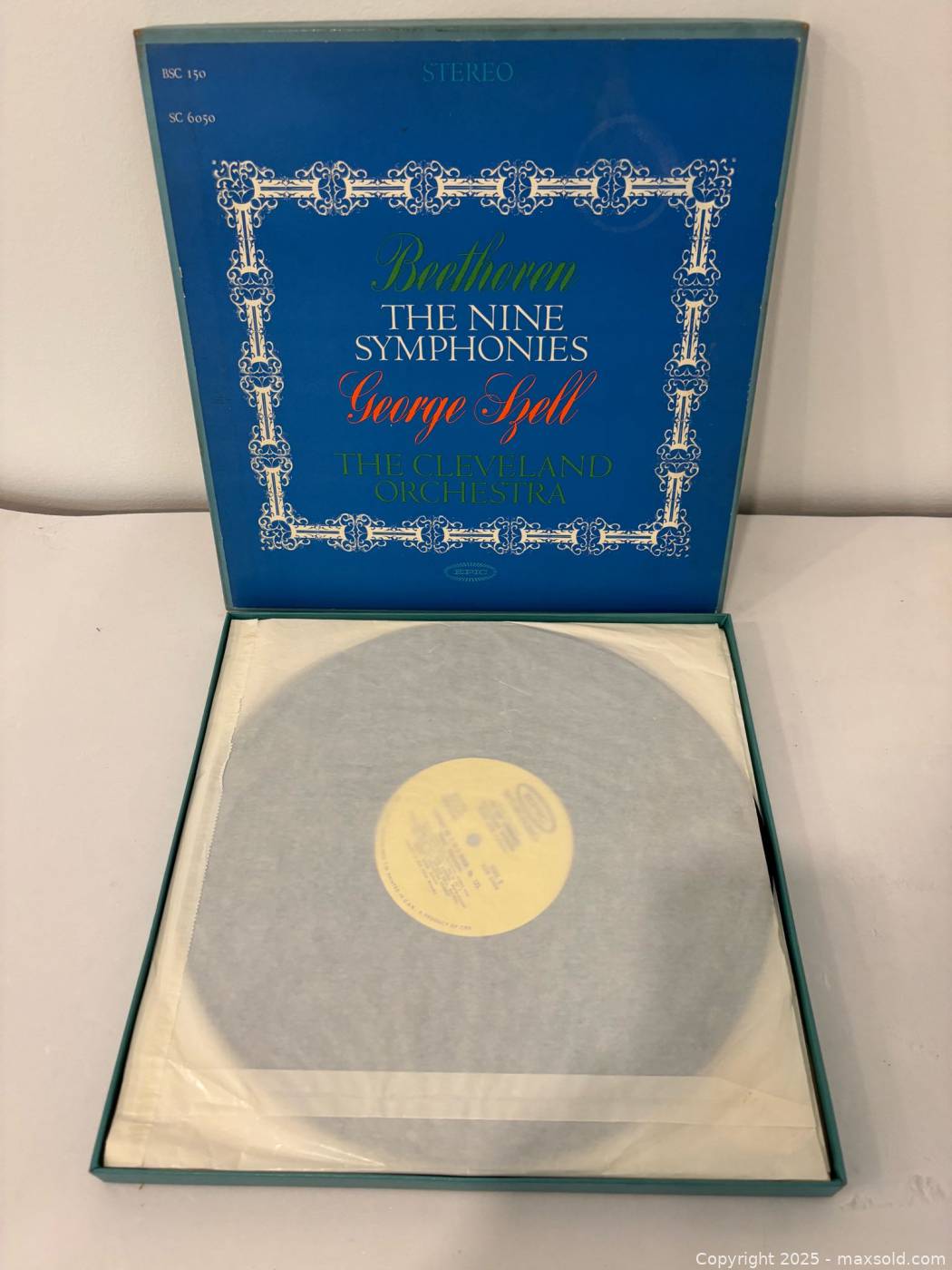Beethoven The Nine Symphonies 8-LP box set | Maxsold