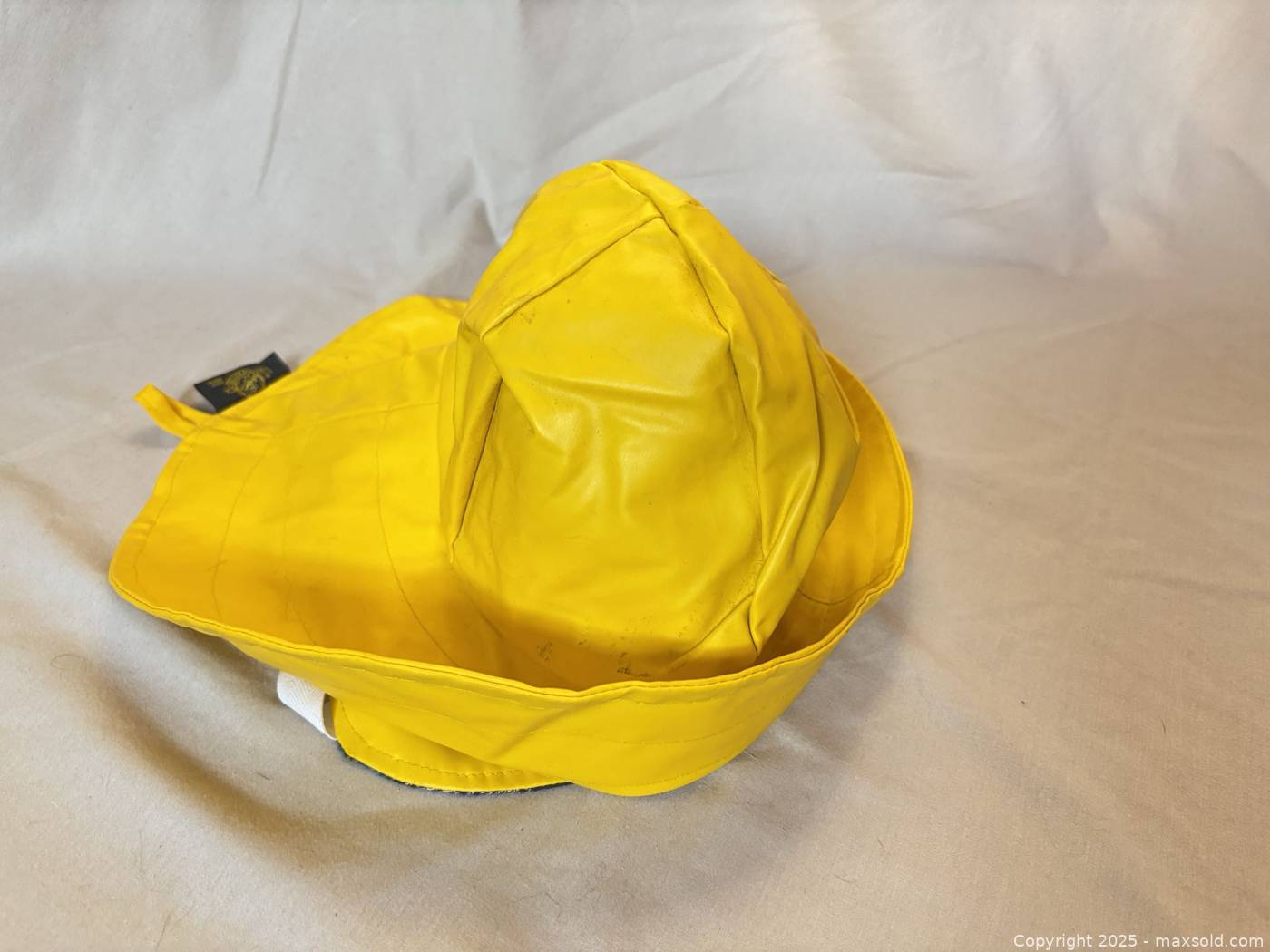 Sou'Wester yellow rain bucket hat adult | Maxsold