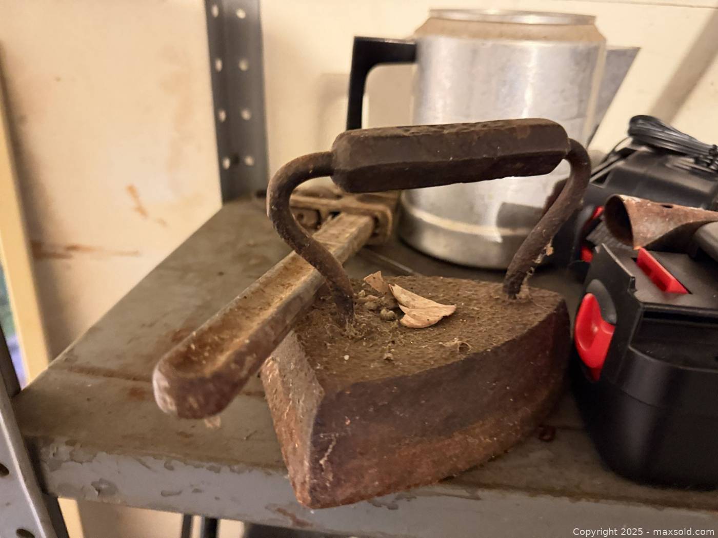 Antique iron, Esquire shoe valet, torches, batteries, tools | Maxsold