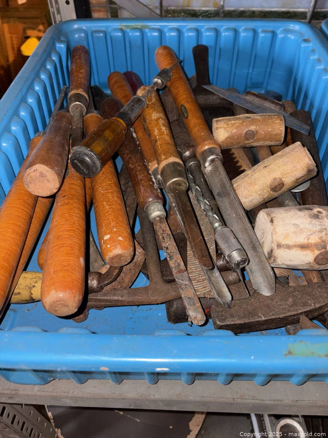 Woodworking chisels, gouges, mallets & files | Maxsold