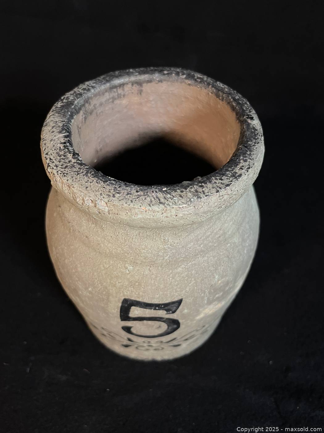 Small stoneware jug with number 5 motif | Maxsold