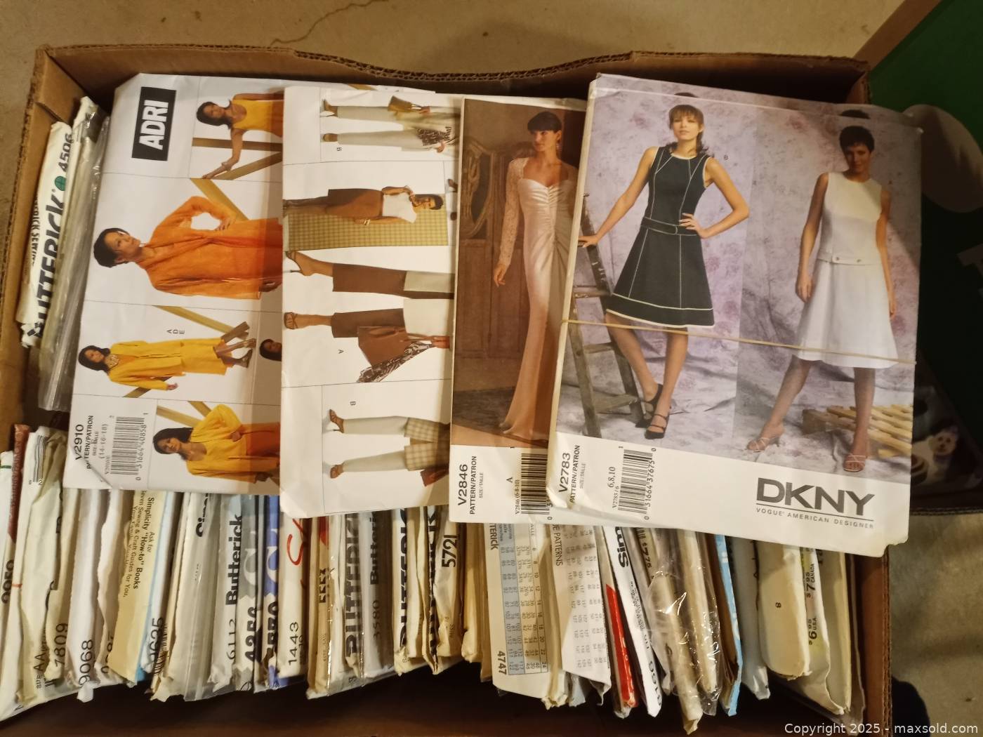 Five boxes unused sewing patterns 1980s-2000s | Maxsold
