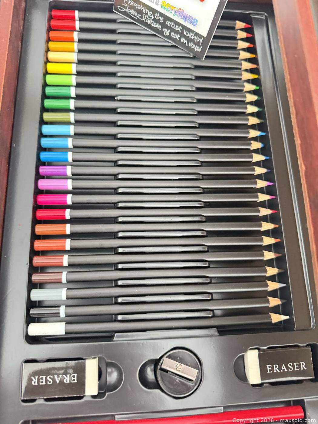 Art 101 160-Piece Wooden Art Kit & Extras | Maxsold