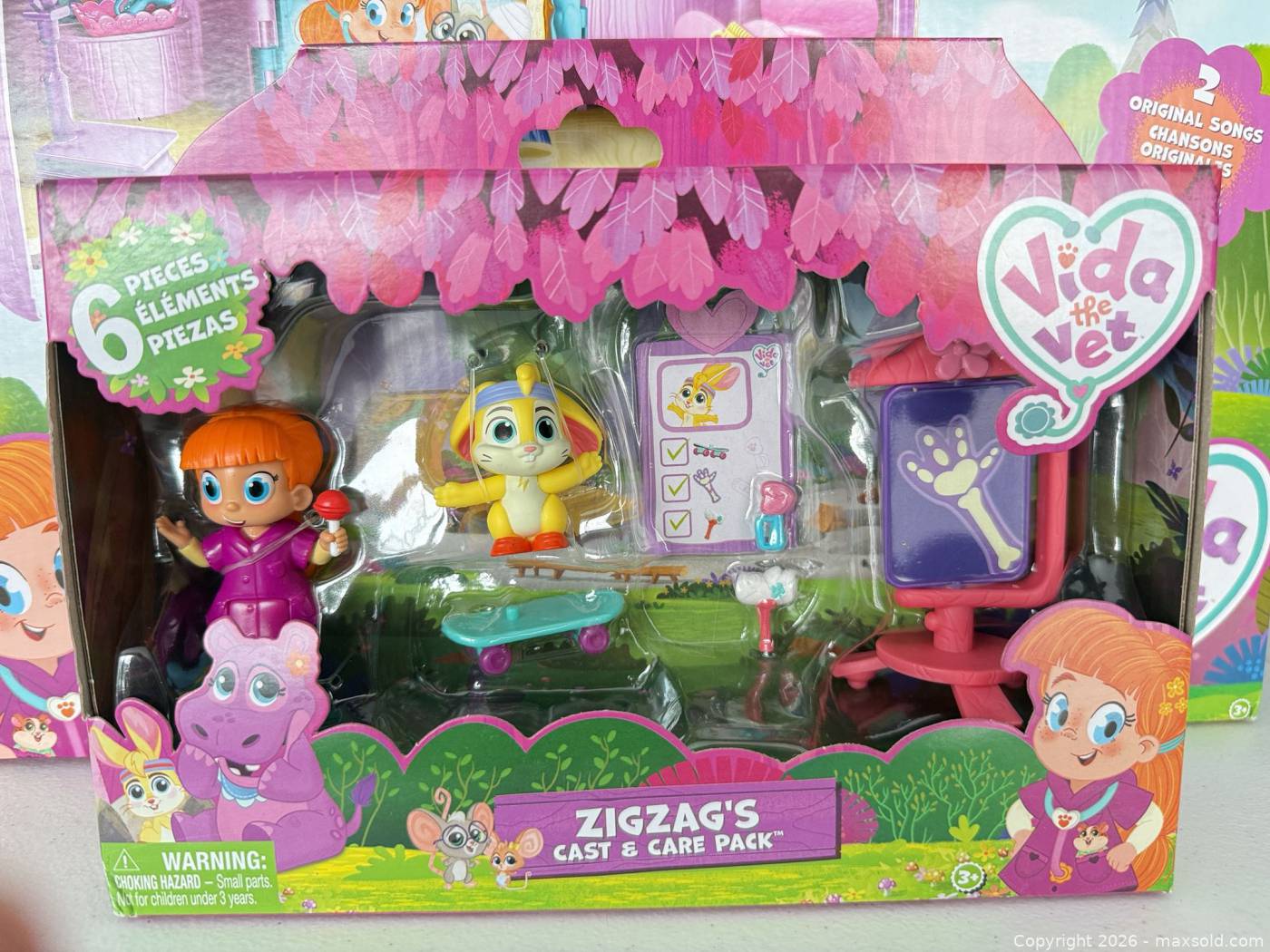 Vida the Vet Tree Clinic Playset & Zigzag Cast Care Pack, new in box ...