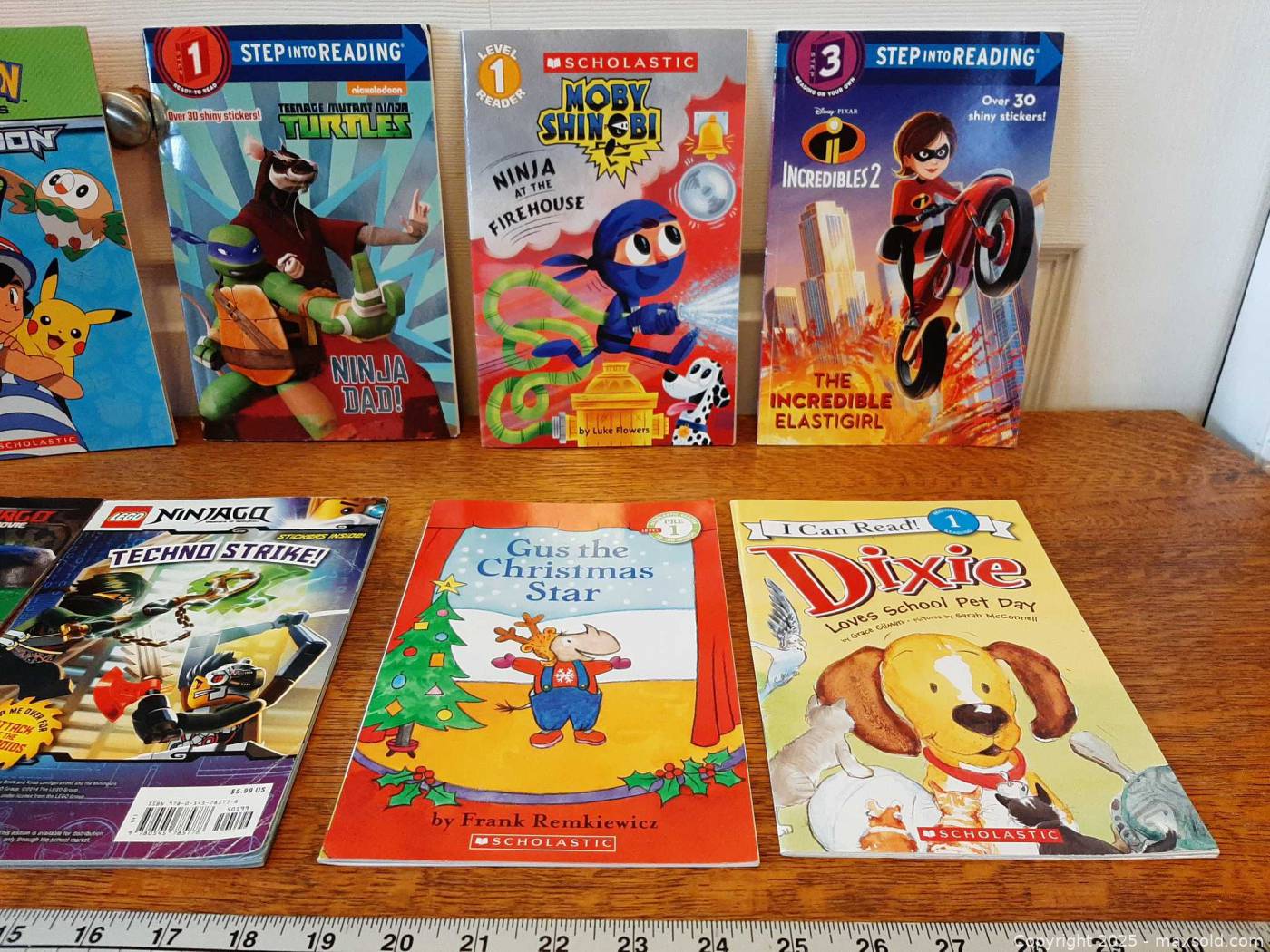 Set of 8 children’s leveled reader books | Maxsold