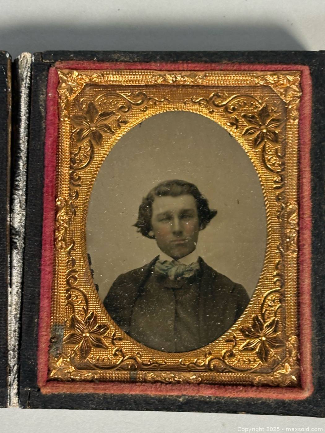 Antique Ambrotype Photographs In Cases (3) | Maxsold
