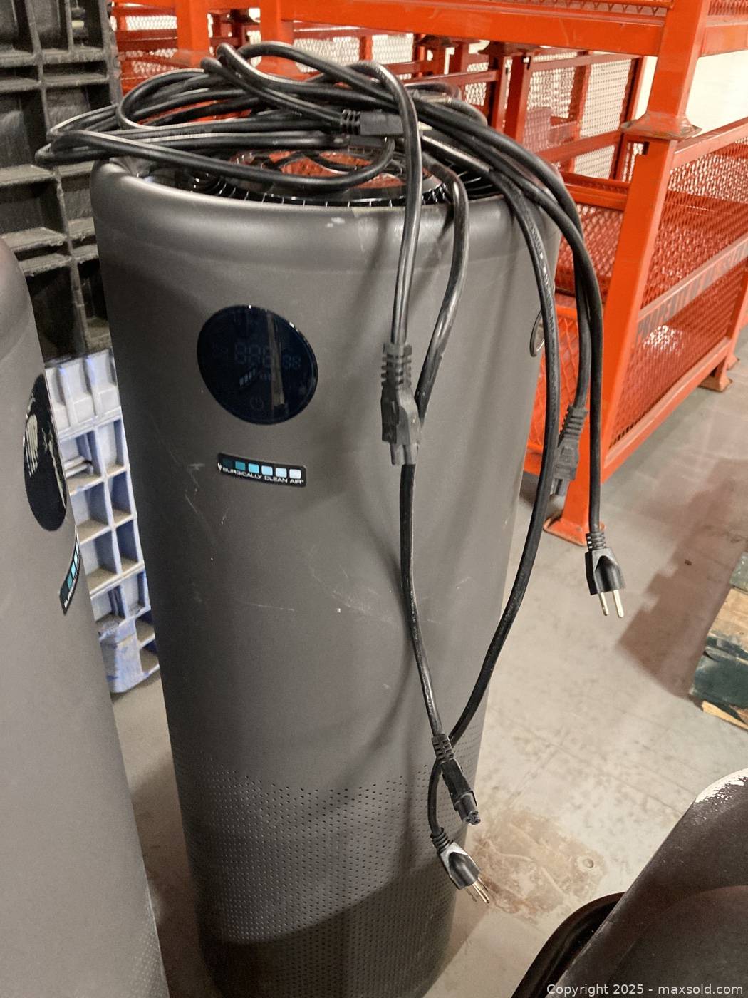 Surgically Clean Air Jade 2.0 Purifier | Maxsold