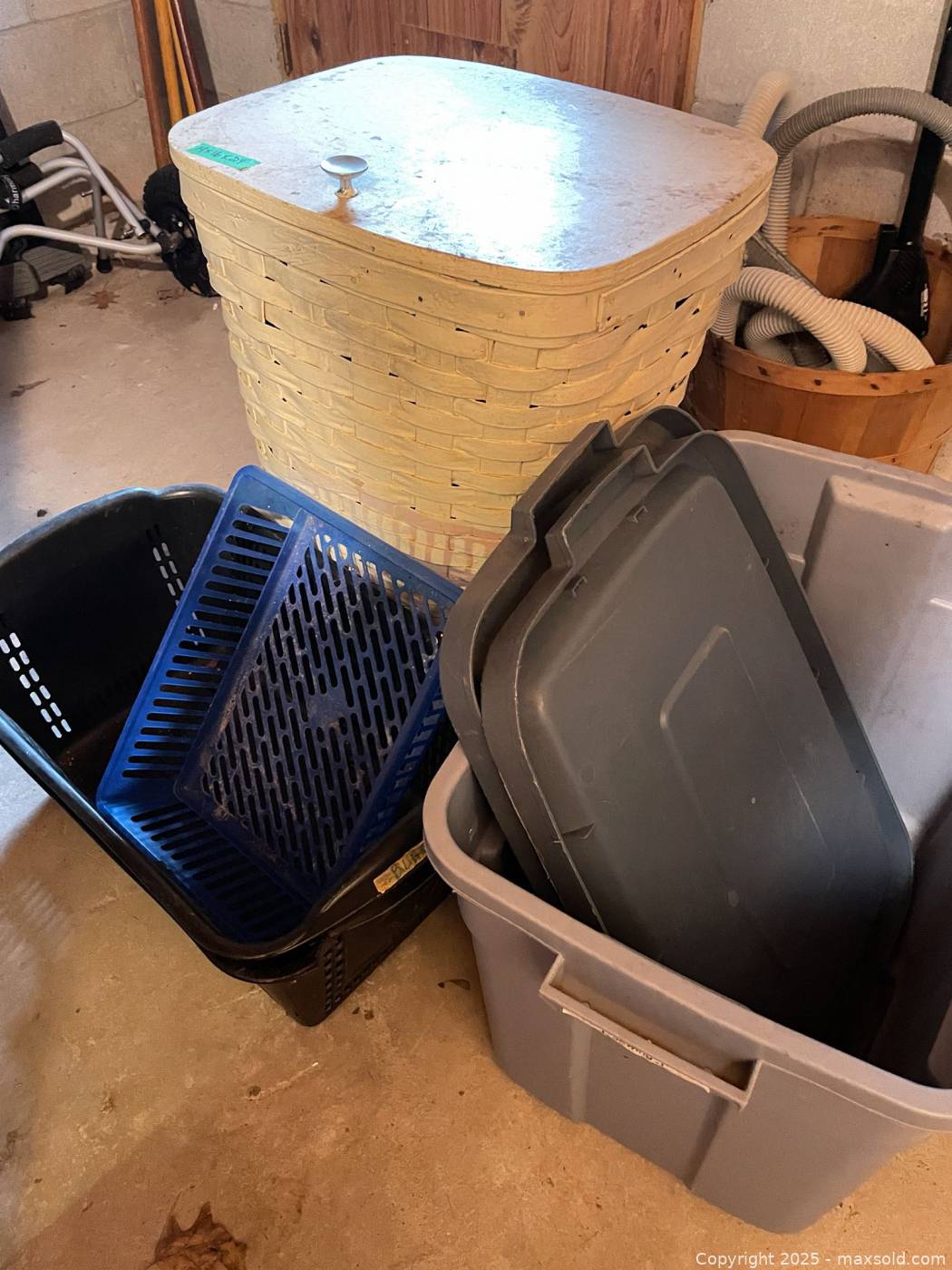 Rubbermaid storage bin, grocery baskets, blue basket, woven laundry ...