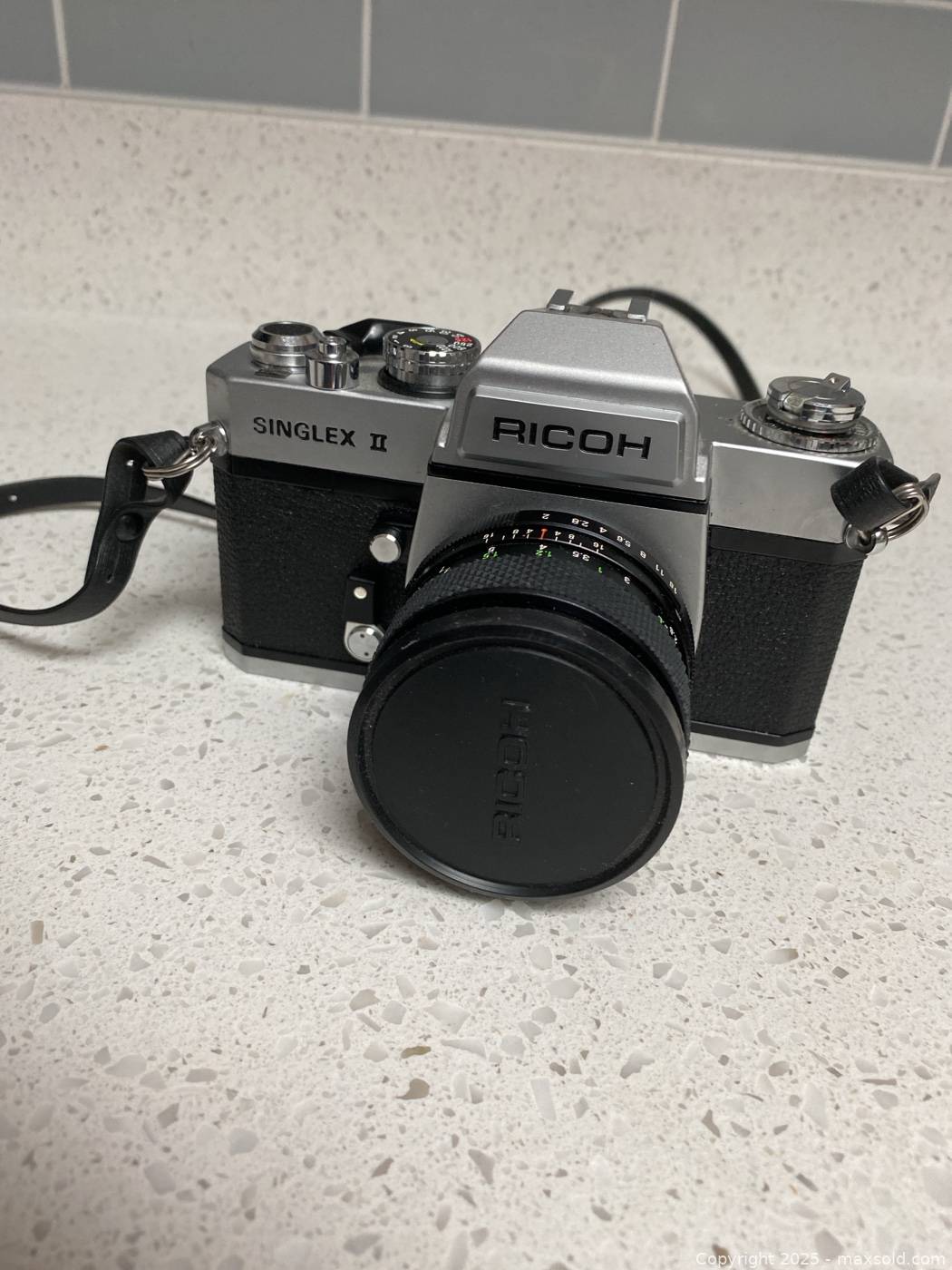 Ricoh Singlex II 35mm SLR camera with case | Maxsold