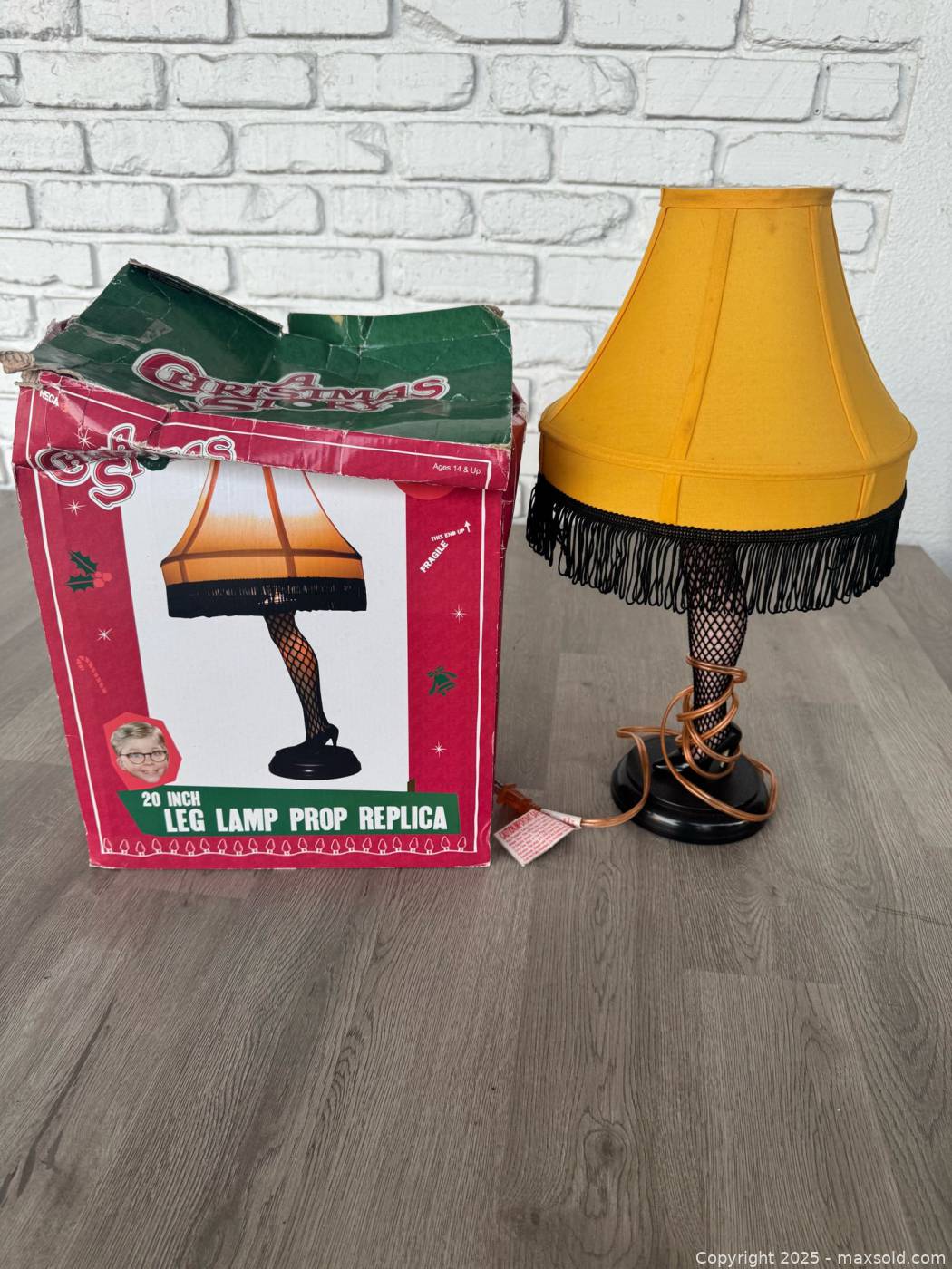 A Christmas Story 20" leg lamp prop replica | Maxsold