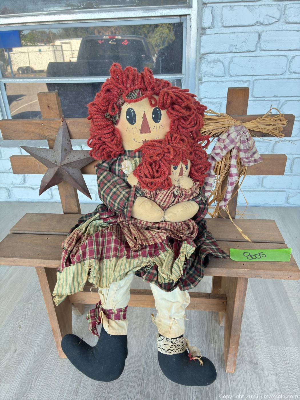 Decorative wooden bench and Raggedy Ann doll | Maxsold
