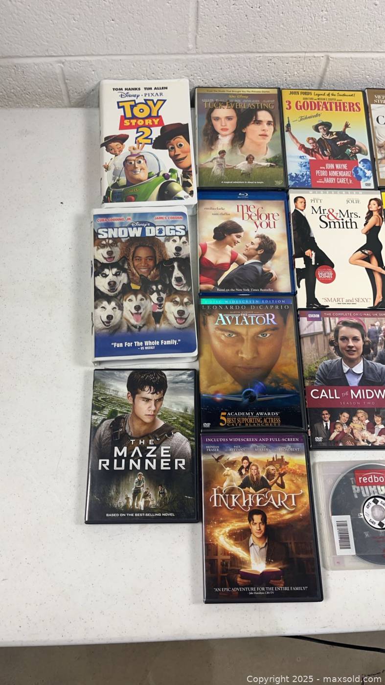 18 Assorted DVD, Blu-ray & VHS Movies | Maxsold