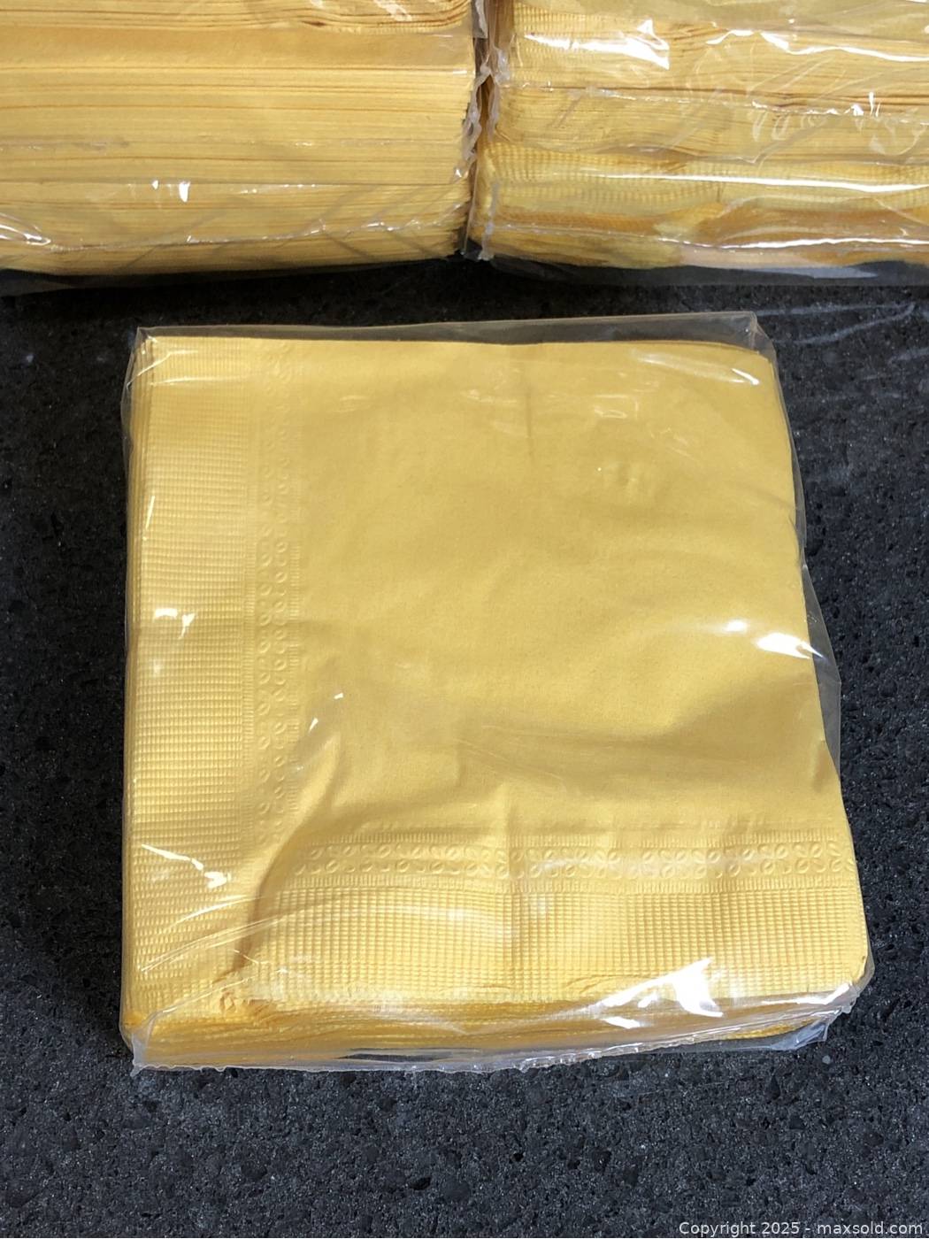 7 packages yellow paper dessert napkins | Maxsold