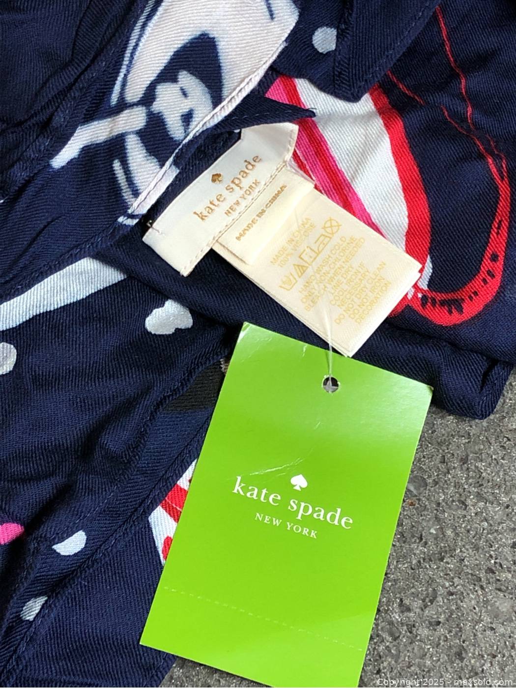 Kate Spade Party Table Scene Scarf | Maxsold