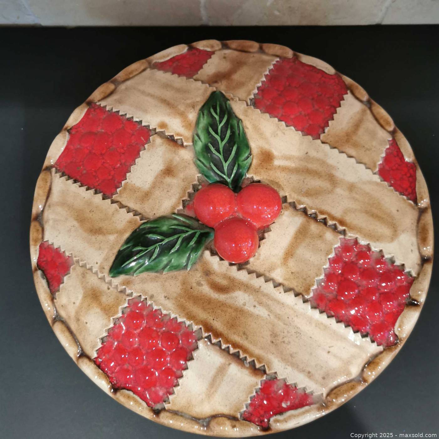 Ceramic cherry pie covered pie dish, Portugal, 10 in | Maxsold