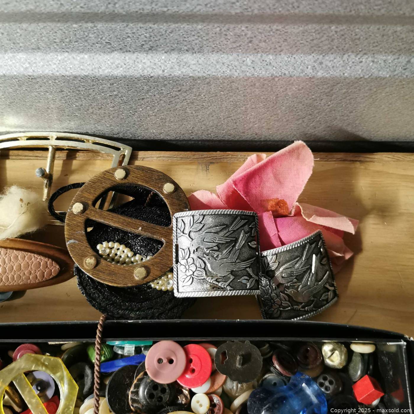 Assorted Buttons, Buckles and Sewing Notions | Maxsold