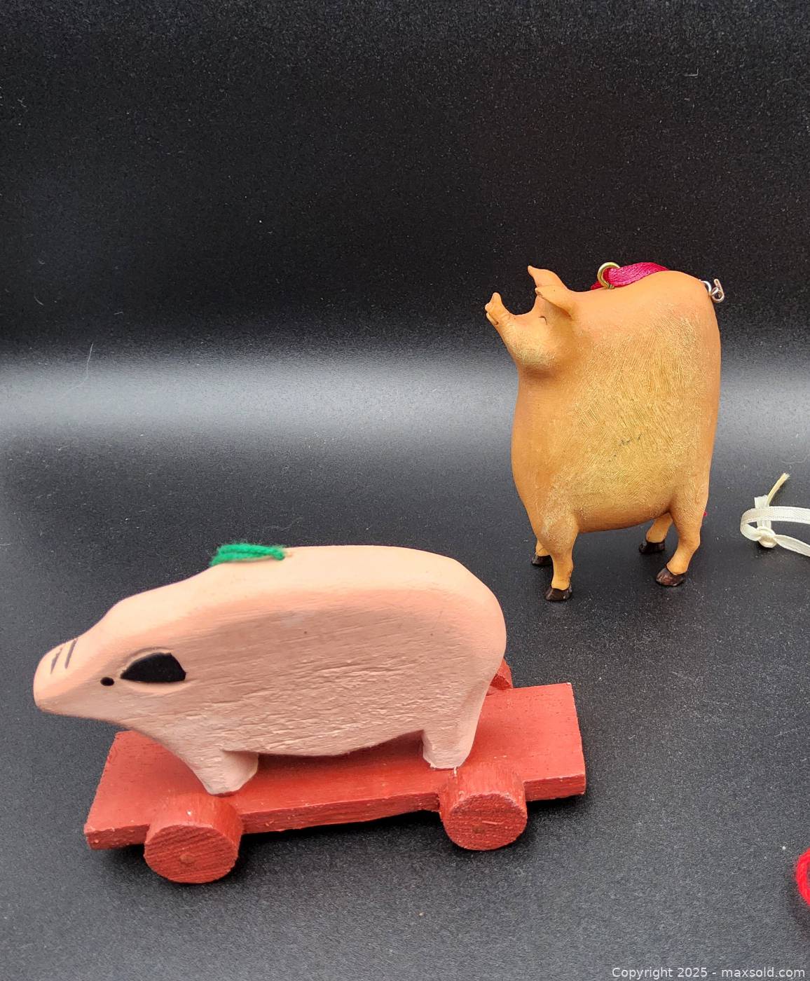 Christmas tree pig ornaments, 5 pcs | Maxsold