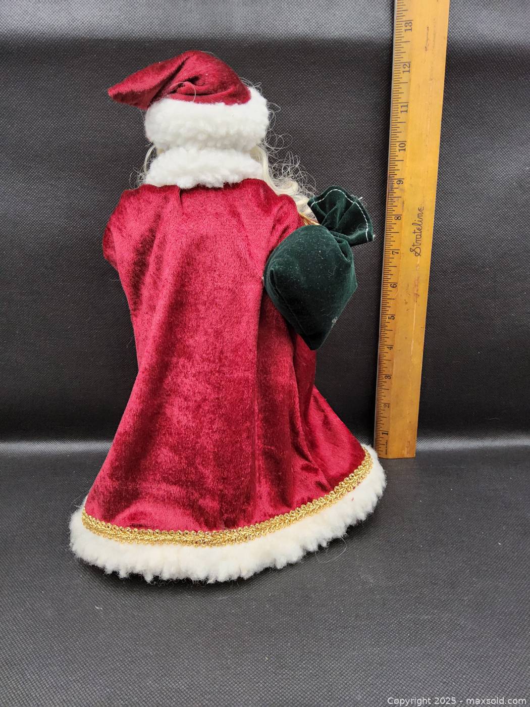 Father Christmas tree topper 13" | Maxsold