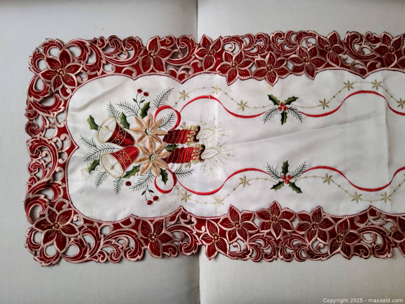 Vintage Embroidered Christmas Table Runner | Maxsold