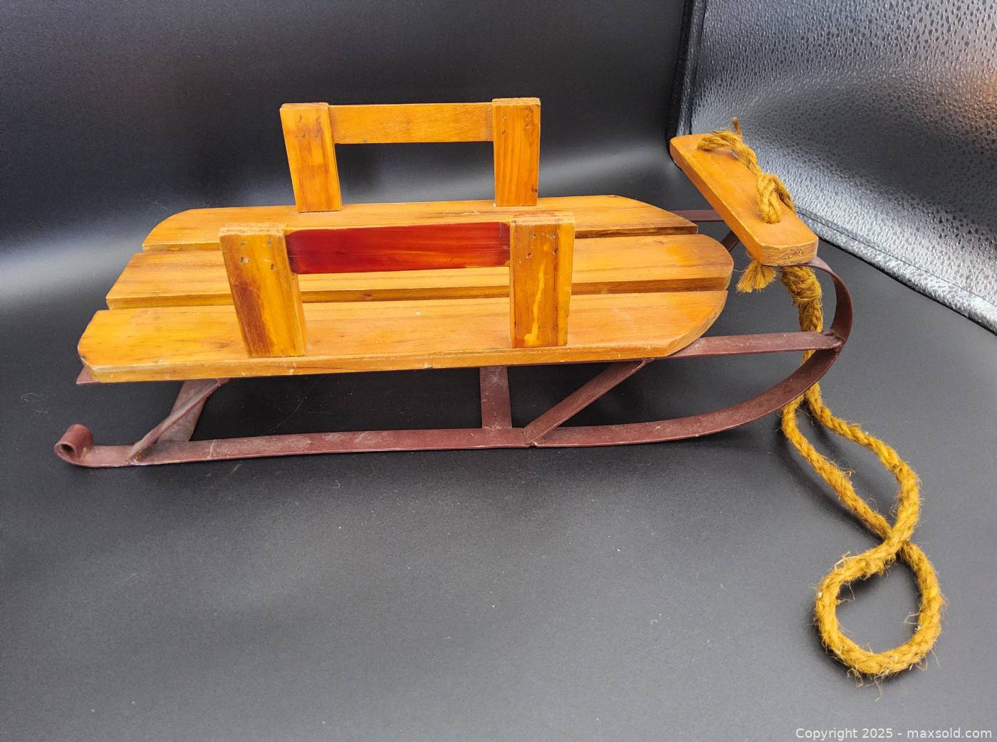 Handmade wood and metal decorative sleigh | Maxsold