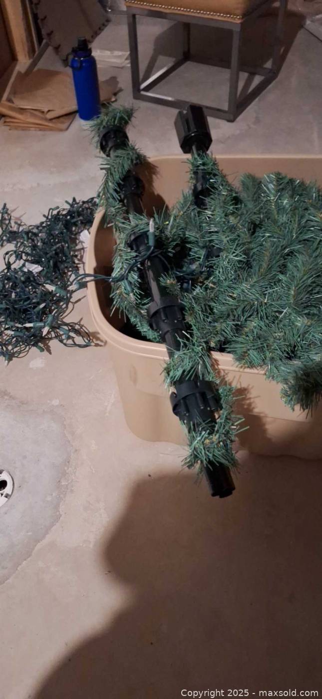 6–7 ft Artificial Christmas Tree, Tub, Lights | Maxsold