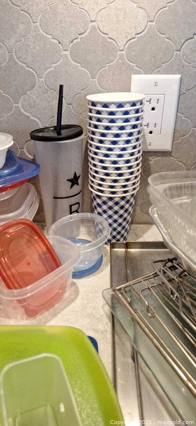 Plastic Food Containers, Oven Racks, Strainer, Tumbler & Boards | Maxsold