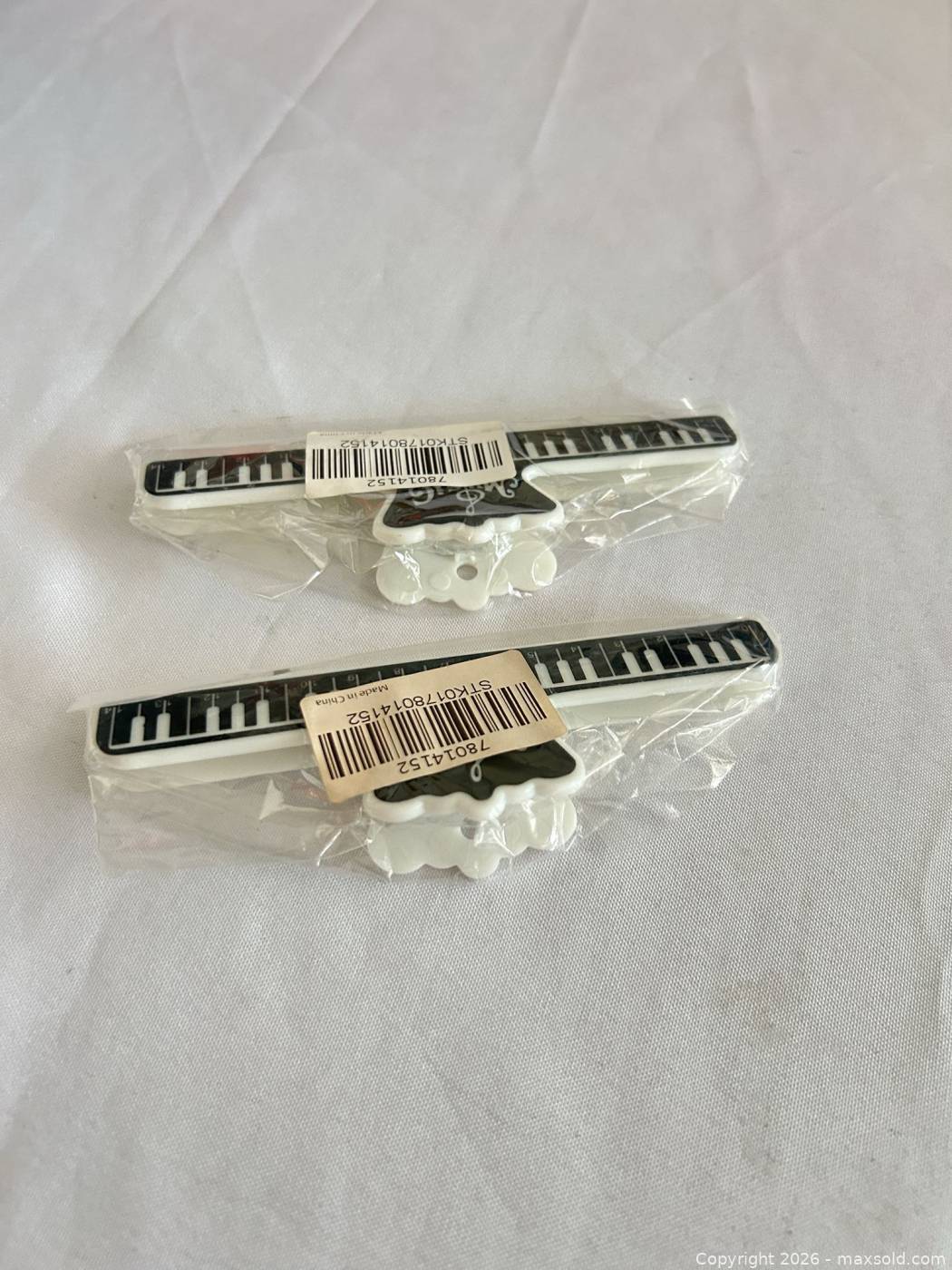 Piano Keyboard Hair Claw Clips, 2 | Maxsold