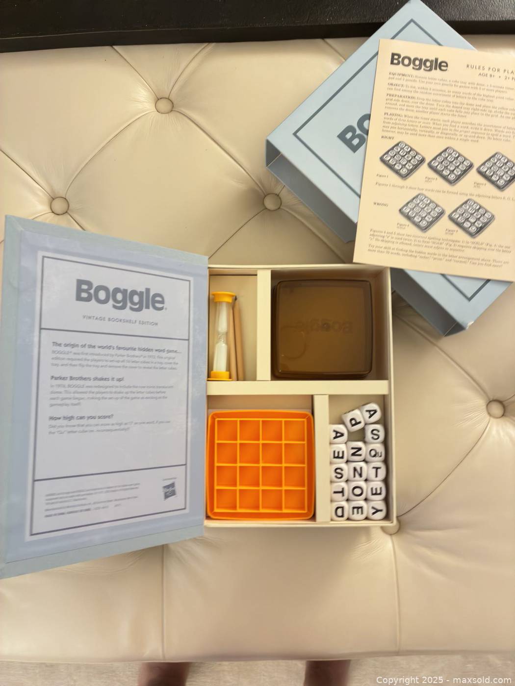 Boggle Vintage Bookshelf Edition word game | Maxsold