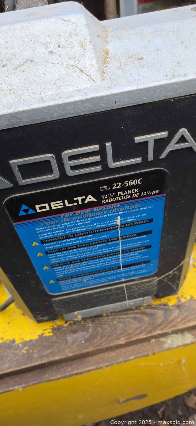 Delta 12-1/2" portable planer model 22-560C | Maxsold