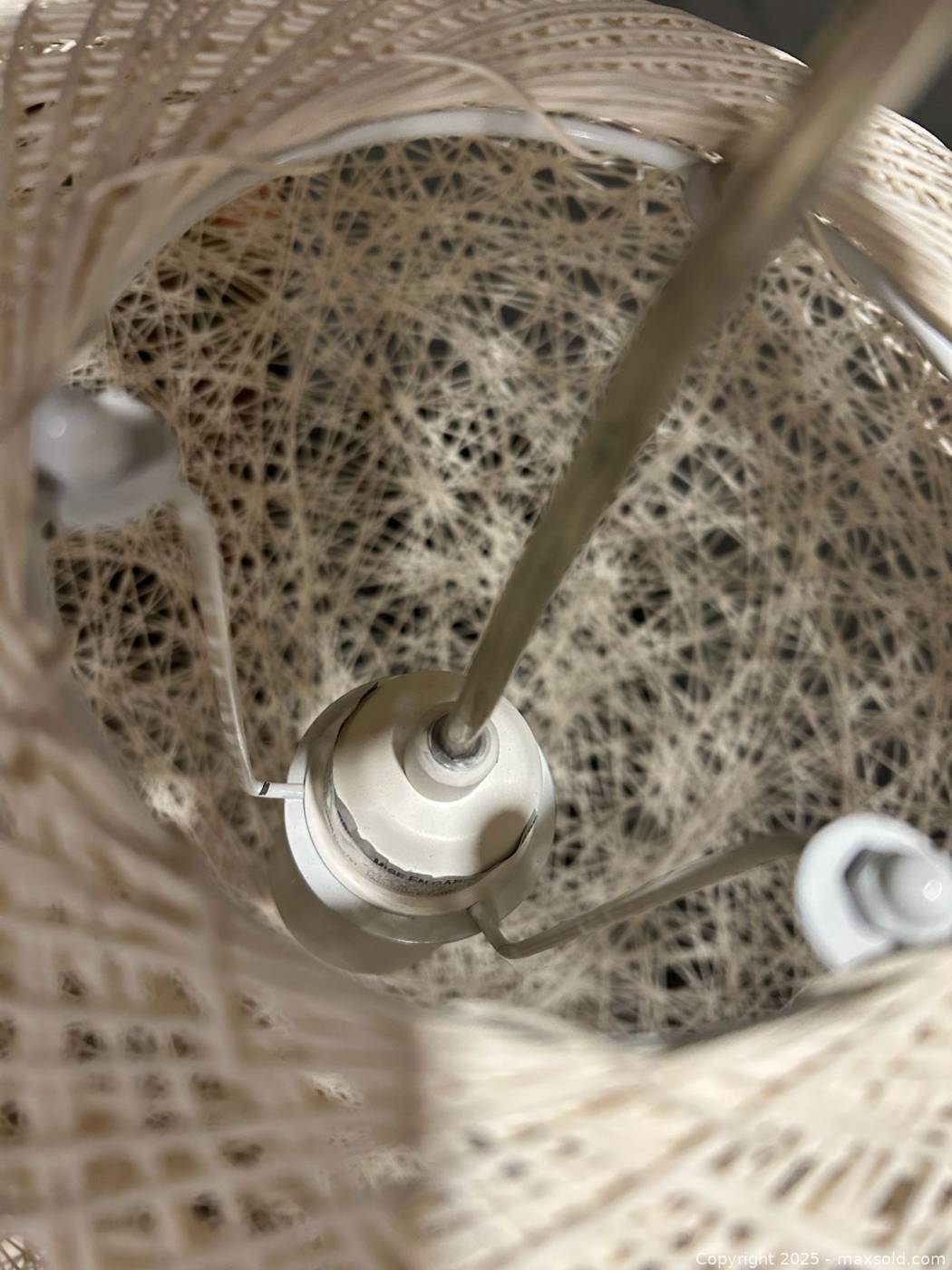 White woven spherical pendant light | Maxsold