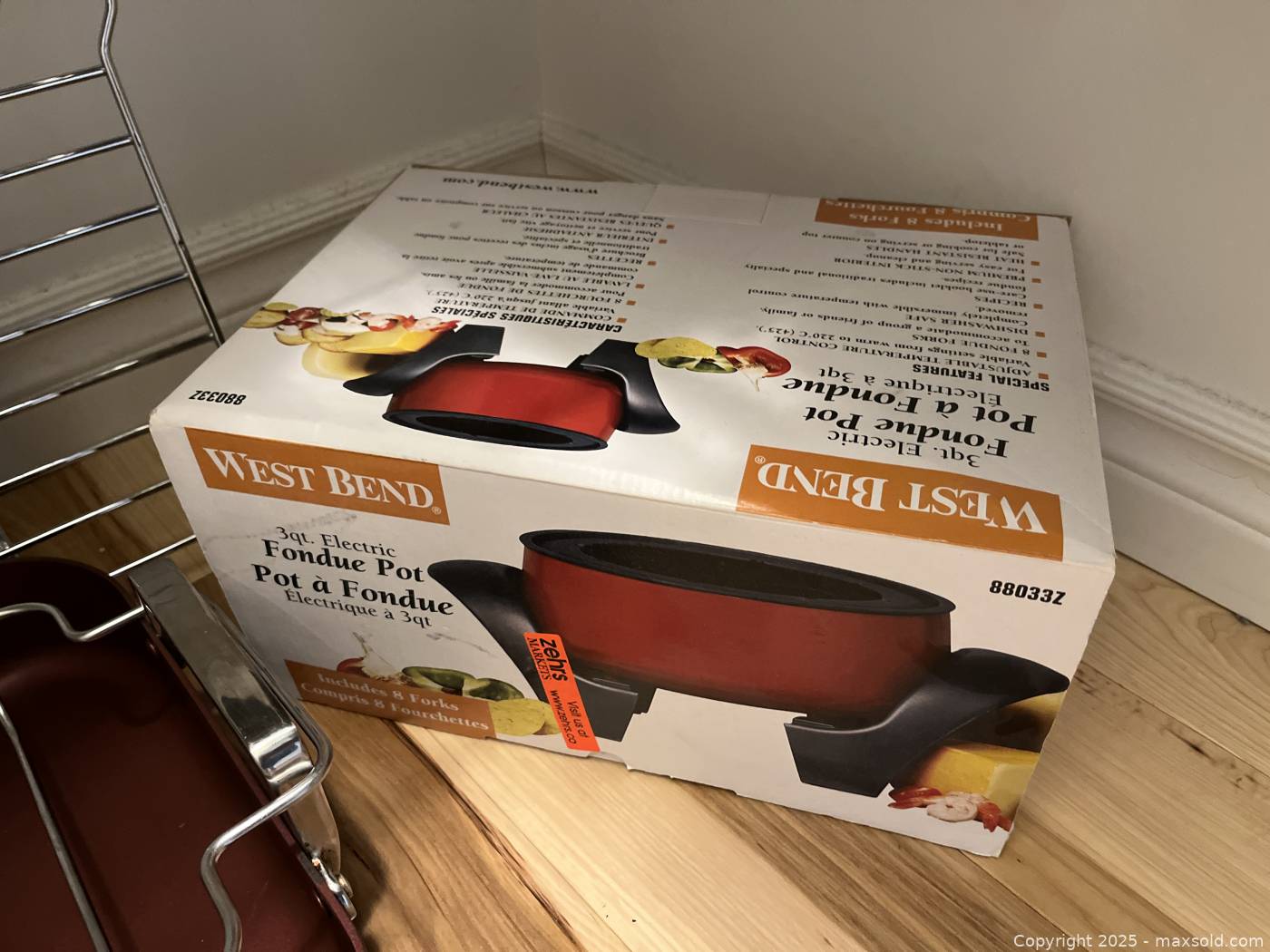 Large stock pot, Paderno 32 cm fry pan, West Bend electric fondue pot ...