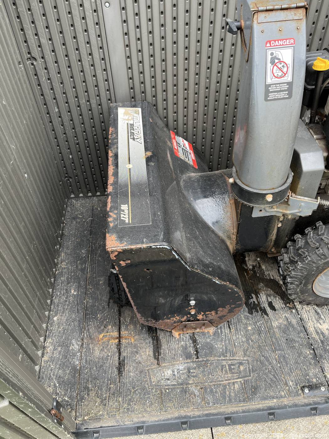 Murray Select Snowblower Model 627109X31A | Maxsold