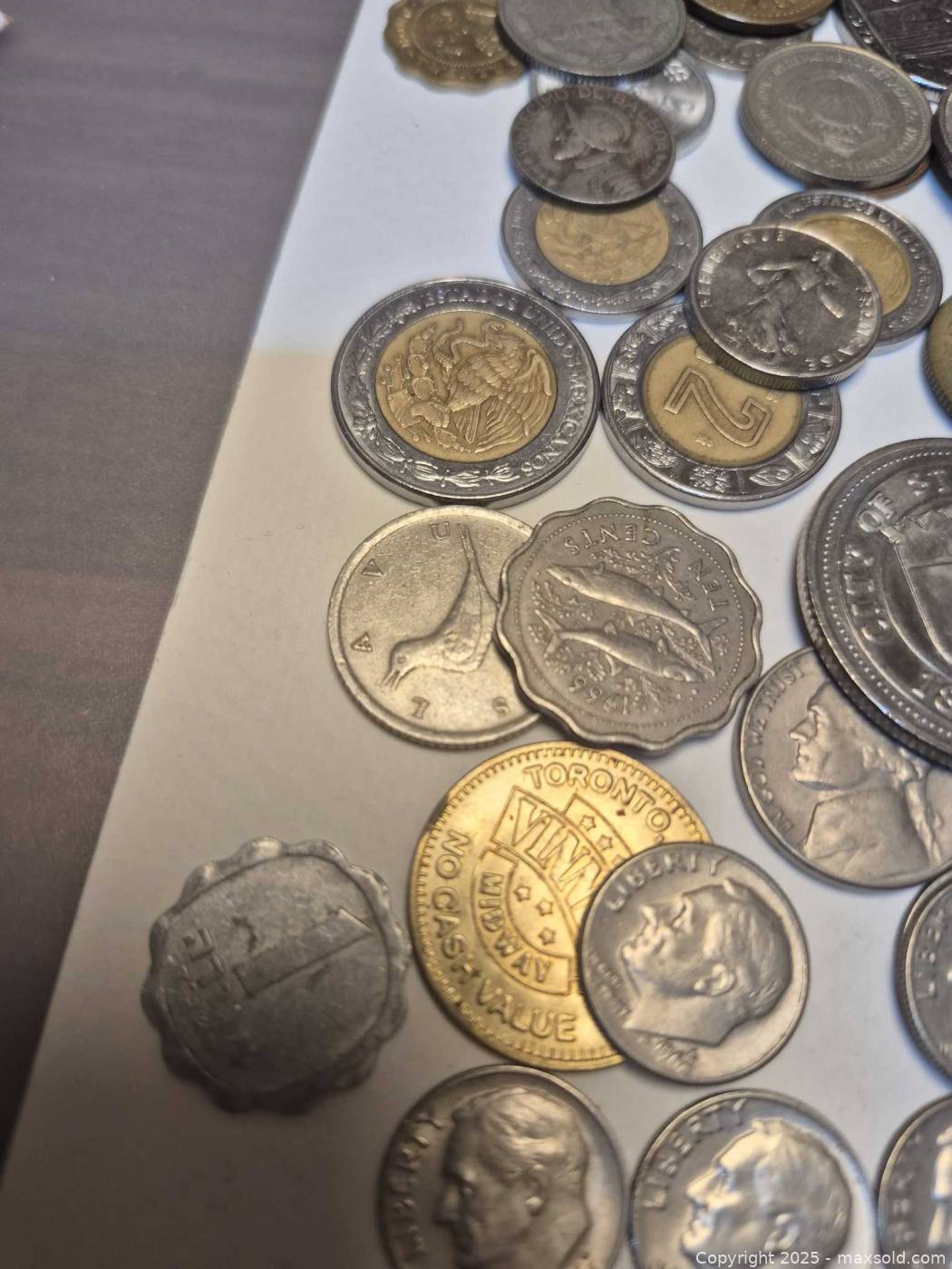 Mixed World Coins 50–80 Pieces | Maxsold