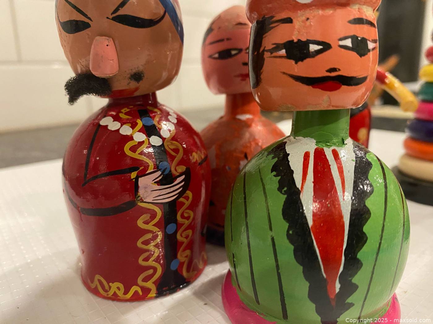 Vintage Wooden Bobblehead Dolls And Channapatna Stacking Toys | Maxsold