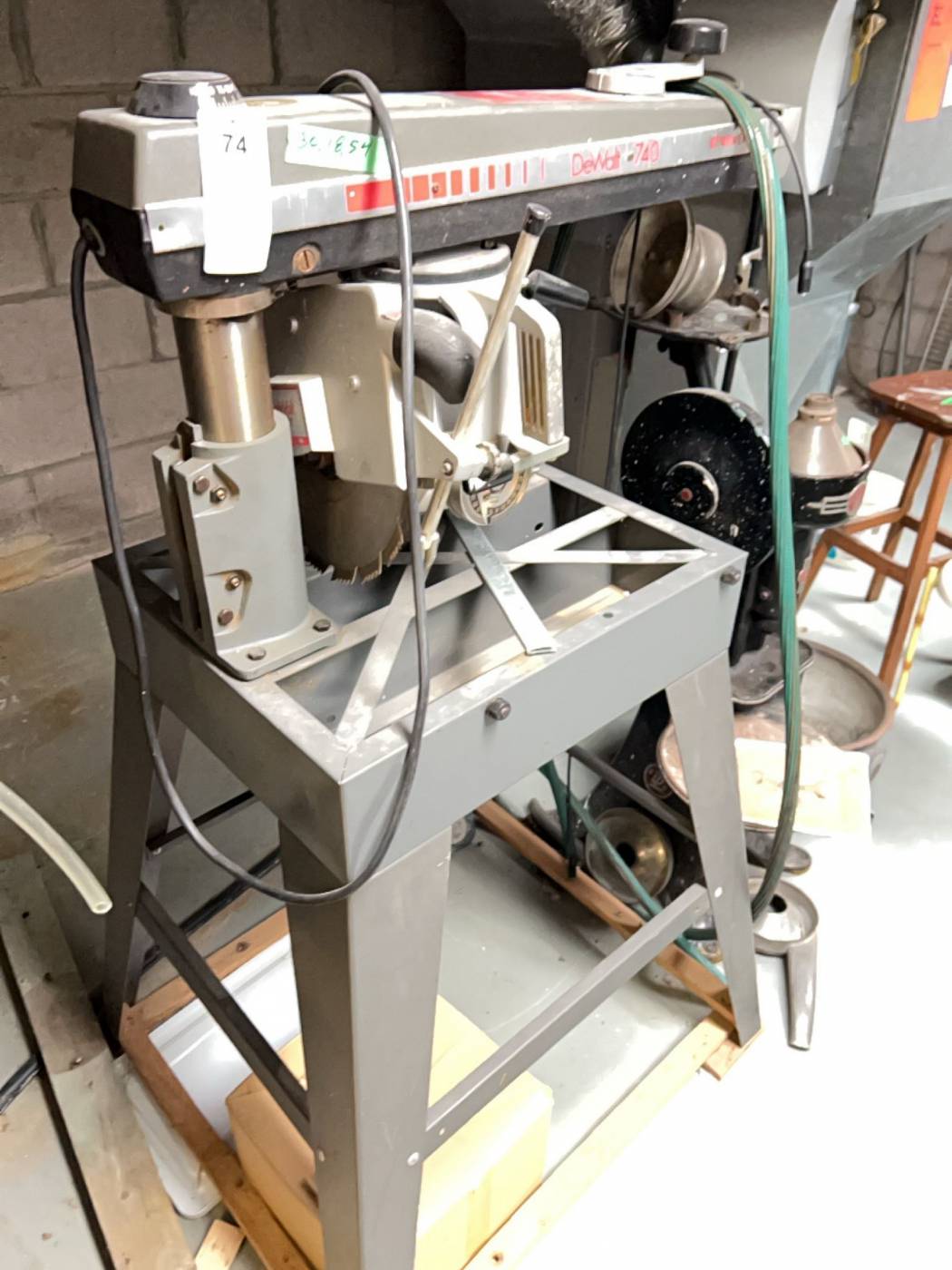 DeWalt 740 radial arm saw with stand | Maxsold