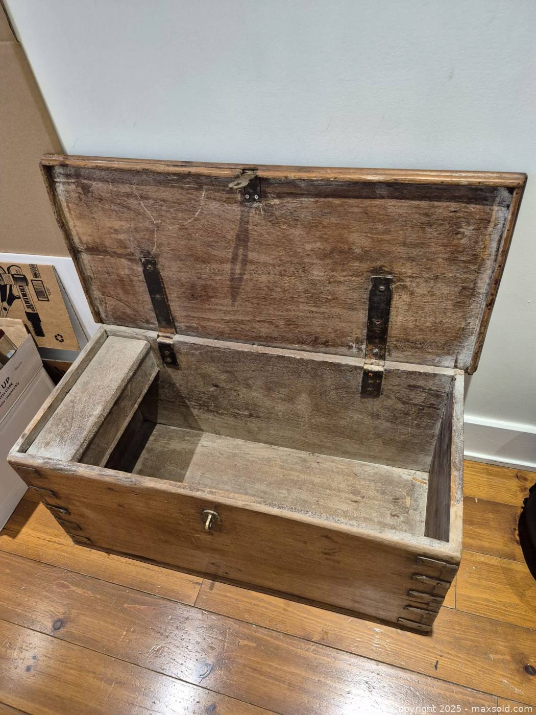 Antique wooden trunk with dovetail joints | Maxsold