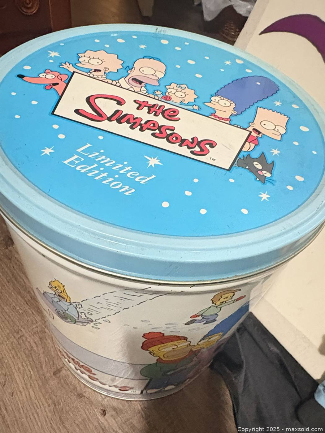 Simpsons Homer & Lisa Plush, Bartman Poster, Winter Tin | Maxsold