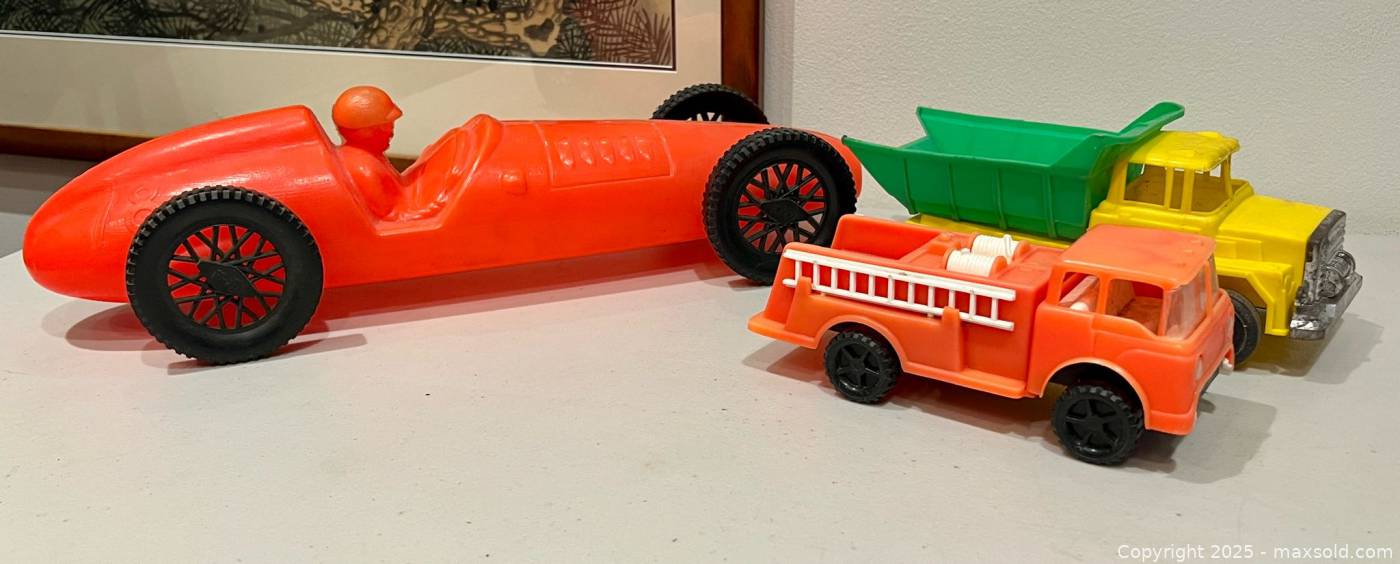 Vintage plastic toy vehicles Carsol race car dump truck fire truck ...