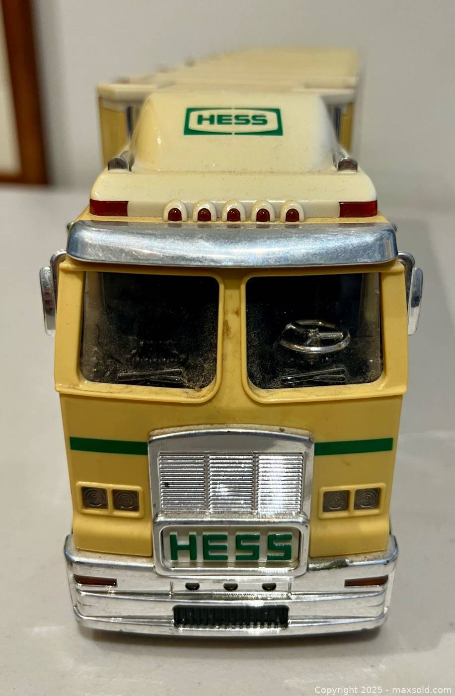 Vintage Hess Gasoline Truck With Two Pull-Back Racing Cars | Maxsold