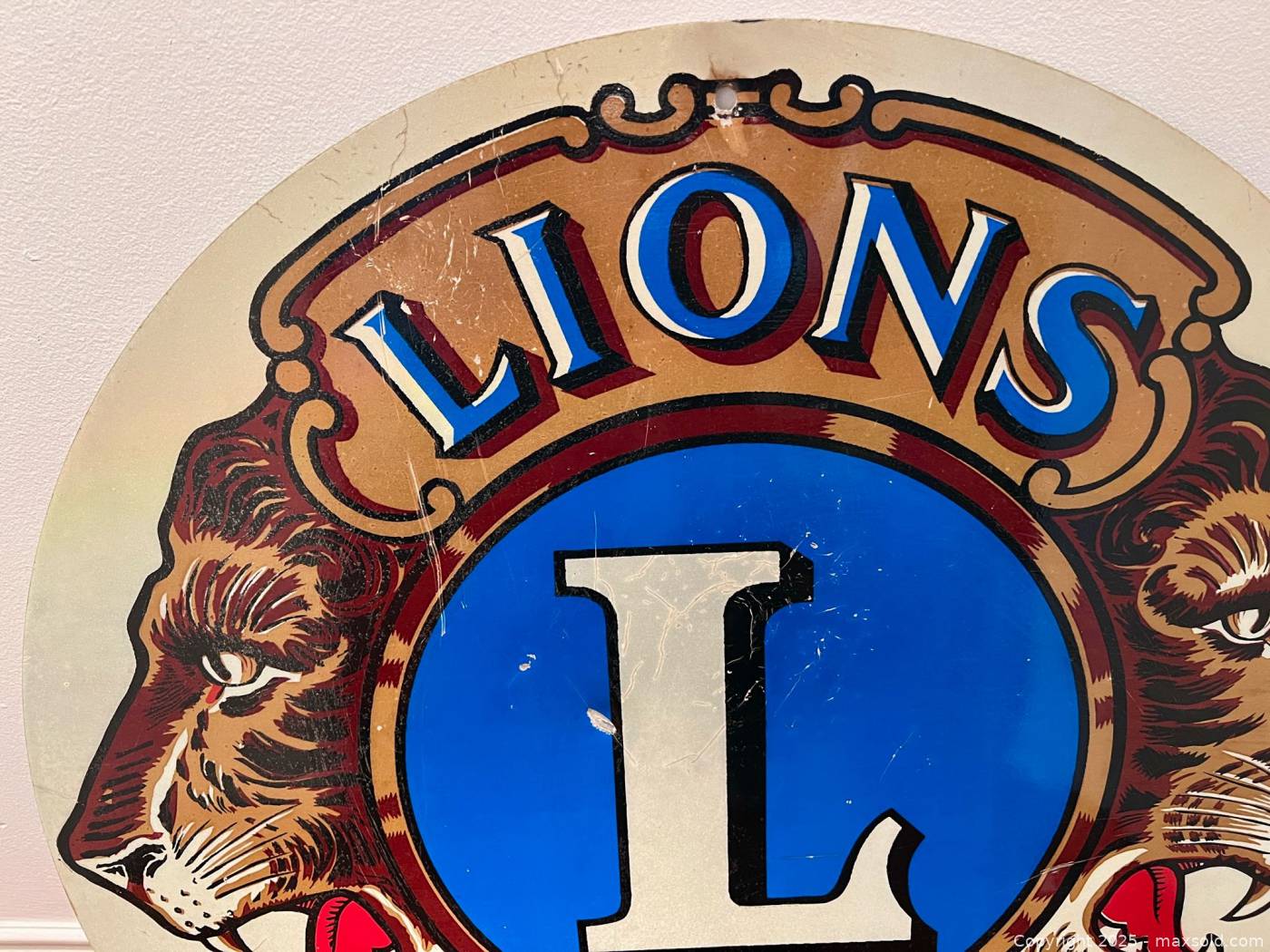 Vintage Lions International metal sign | Maxsold