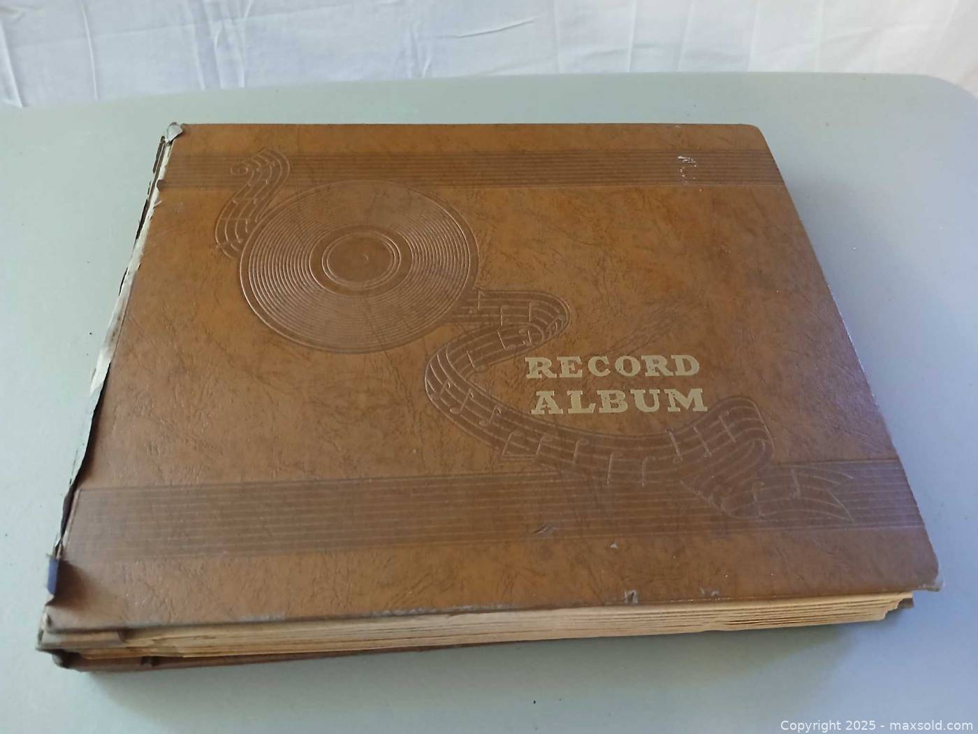 Record collection, approx. 200+ vinyl LPs and 78s | Maxsold