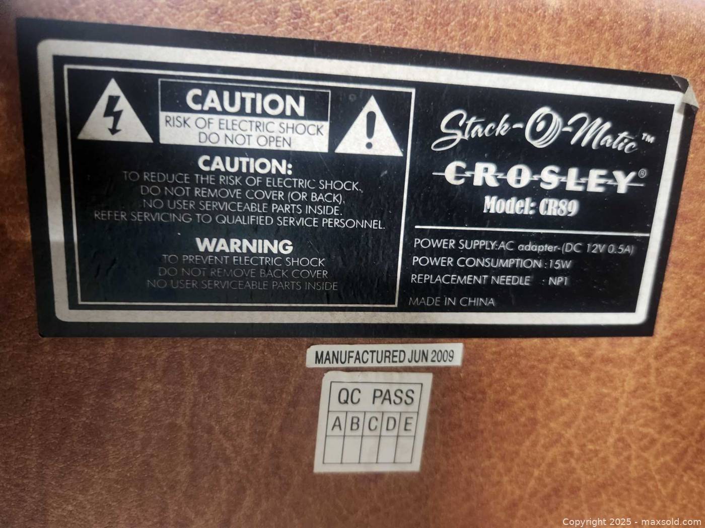 Crosley CR89 Stack-O-Matic turntable | Maxsold