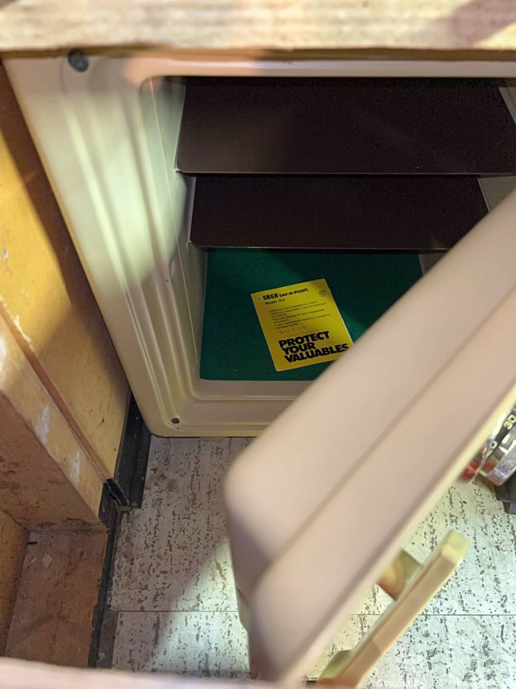 SAGA Saf-D-Posit mechanical combination safe | Maxsold