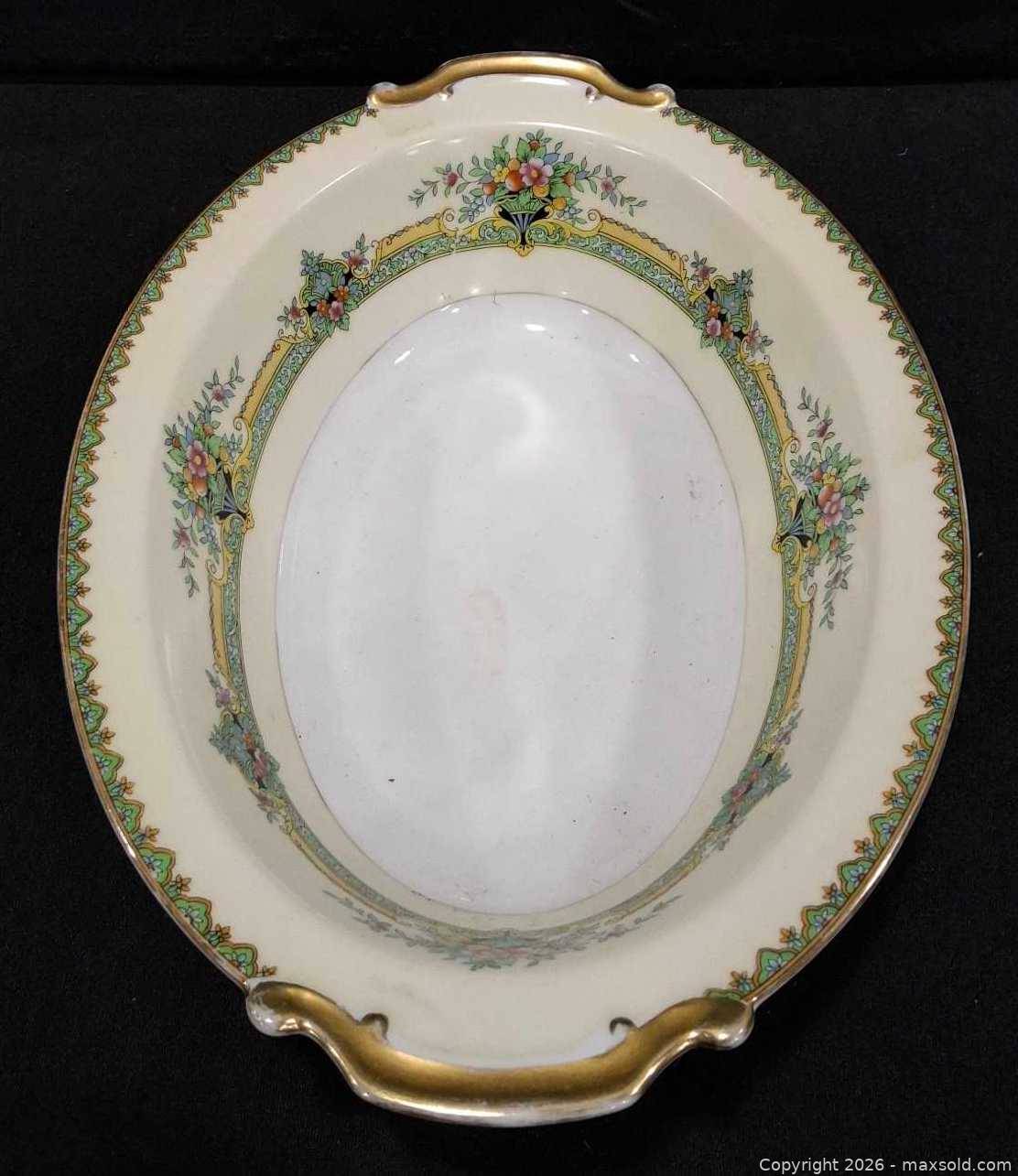 Kent England green floral dinnerware, 16 pc | Maxsold