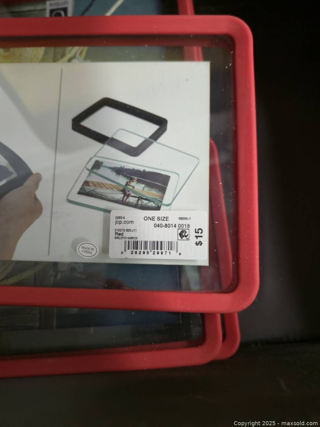 Umbra red 4x6 photo frames set of 4 | Maxsold