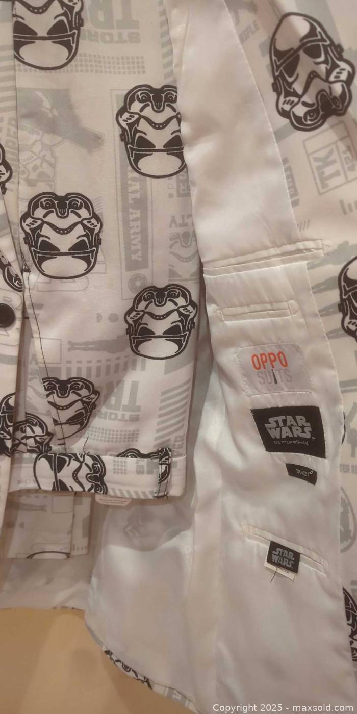 Star Wars OppoSuits jacket and pants size 40 | Maxsold