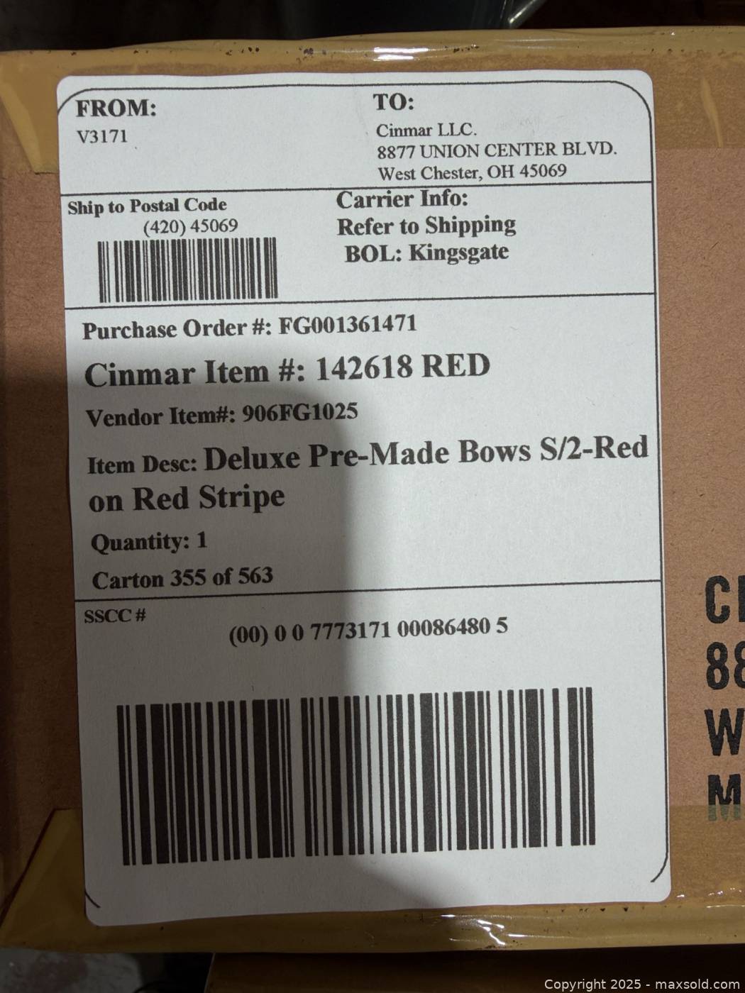 4 Frontgate Deluxe 24 in Red Stripe Bows NIB | Maxsold