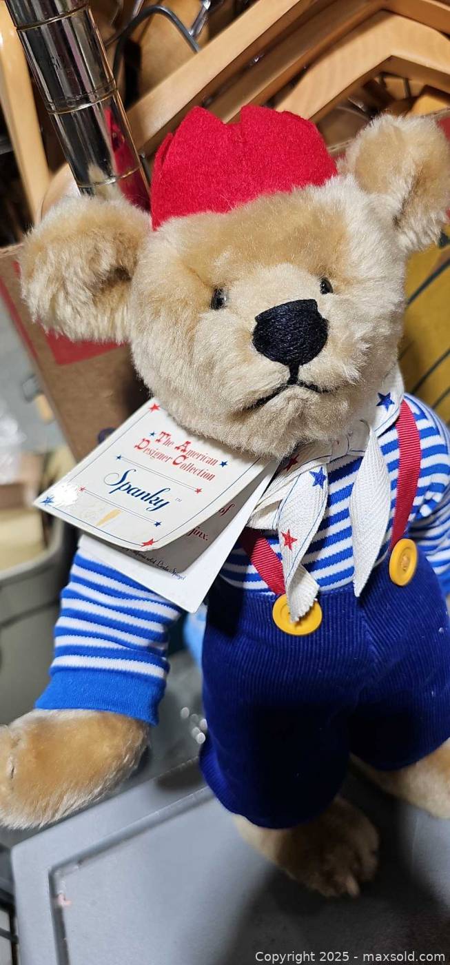 American Designer plush animals and Toto dogs | Maxsold