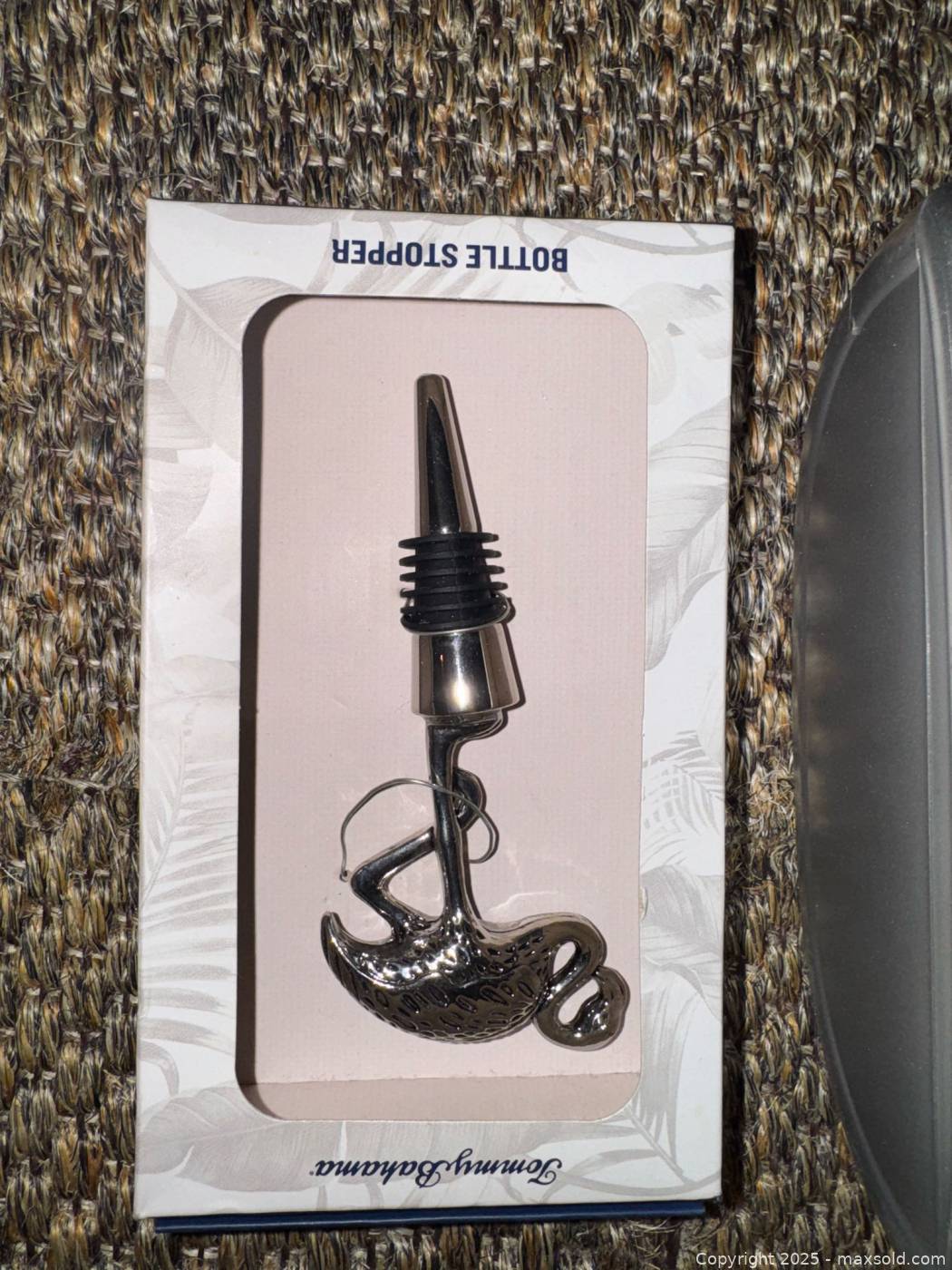 Rabbit Wine Tool Kit and Tommy Bahama Bottle Stopper | Maxsold