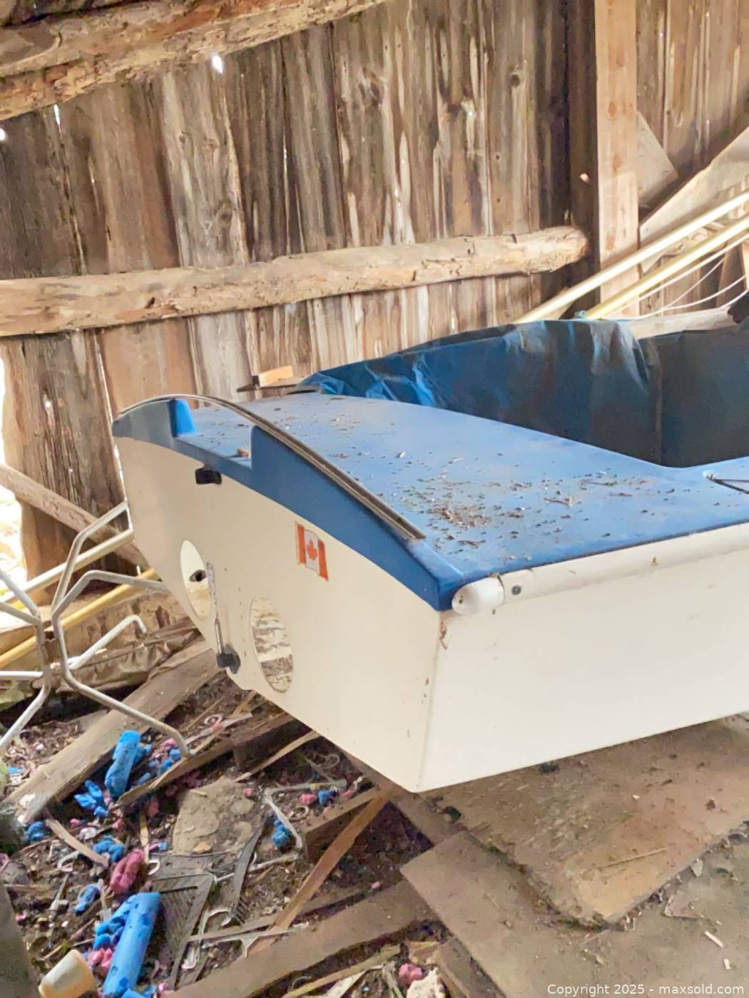 12–16 ft fiberglass sailboat dinghy hull with spars and trailer tongue ...